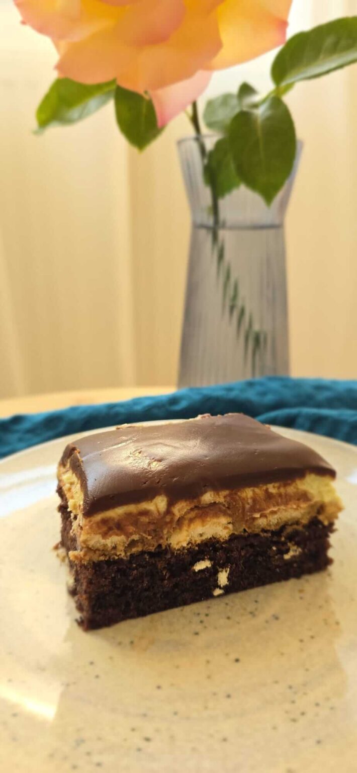 Tiramisu brownie cu fistic – Bucataria Corinei